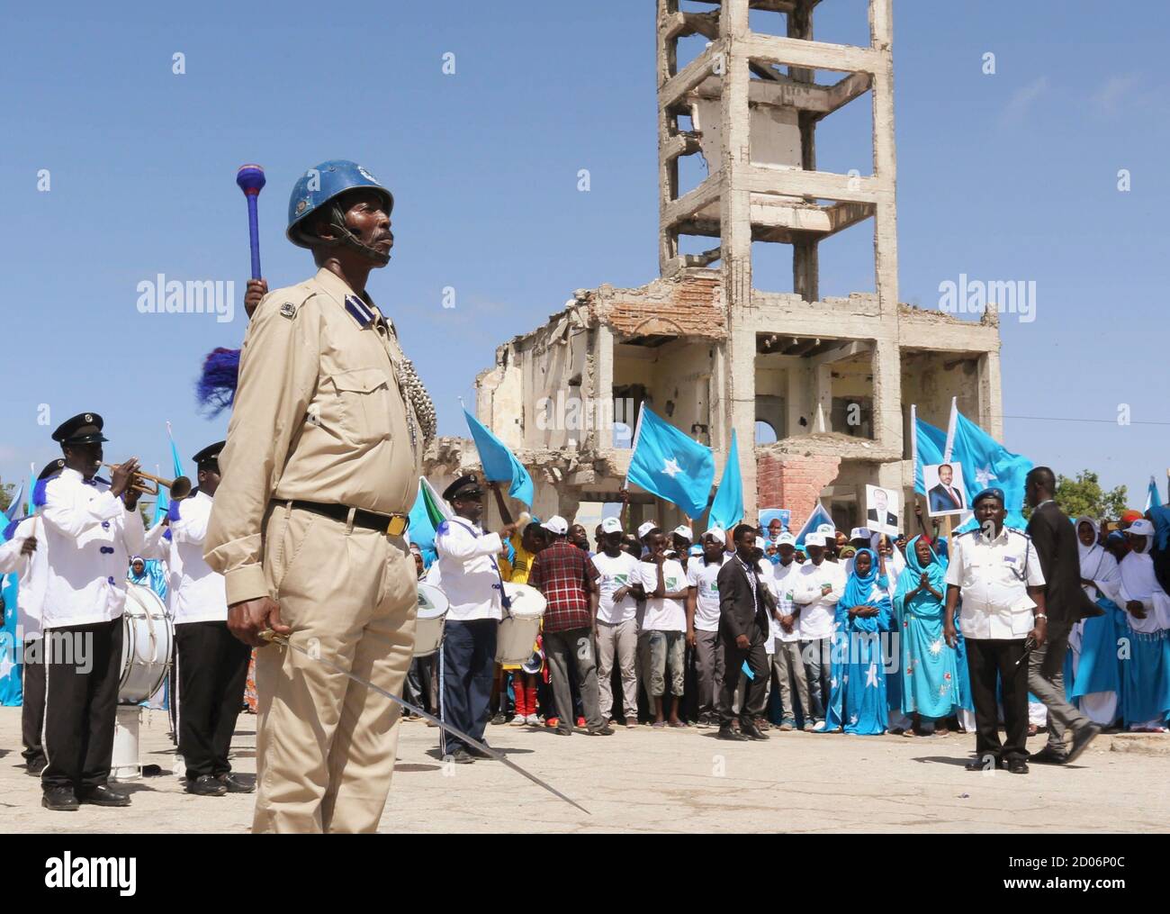 Somalia police force hi-res stock photography and images - Alamy