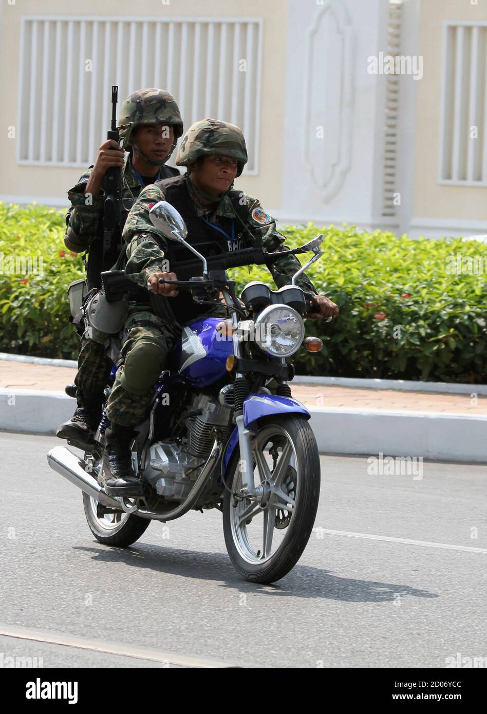 Royal Cambodian Armed Forces High Resolution Stock Photography and ...