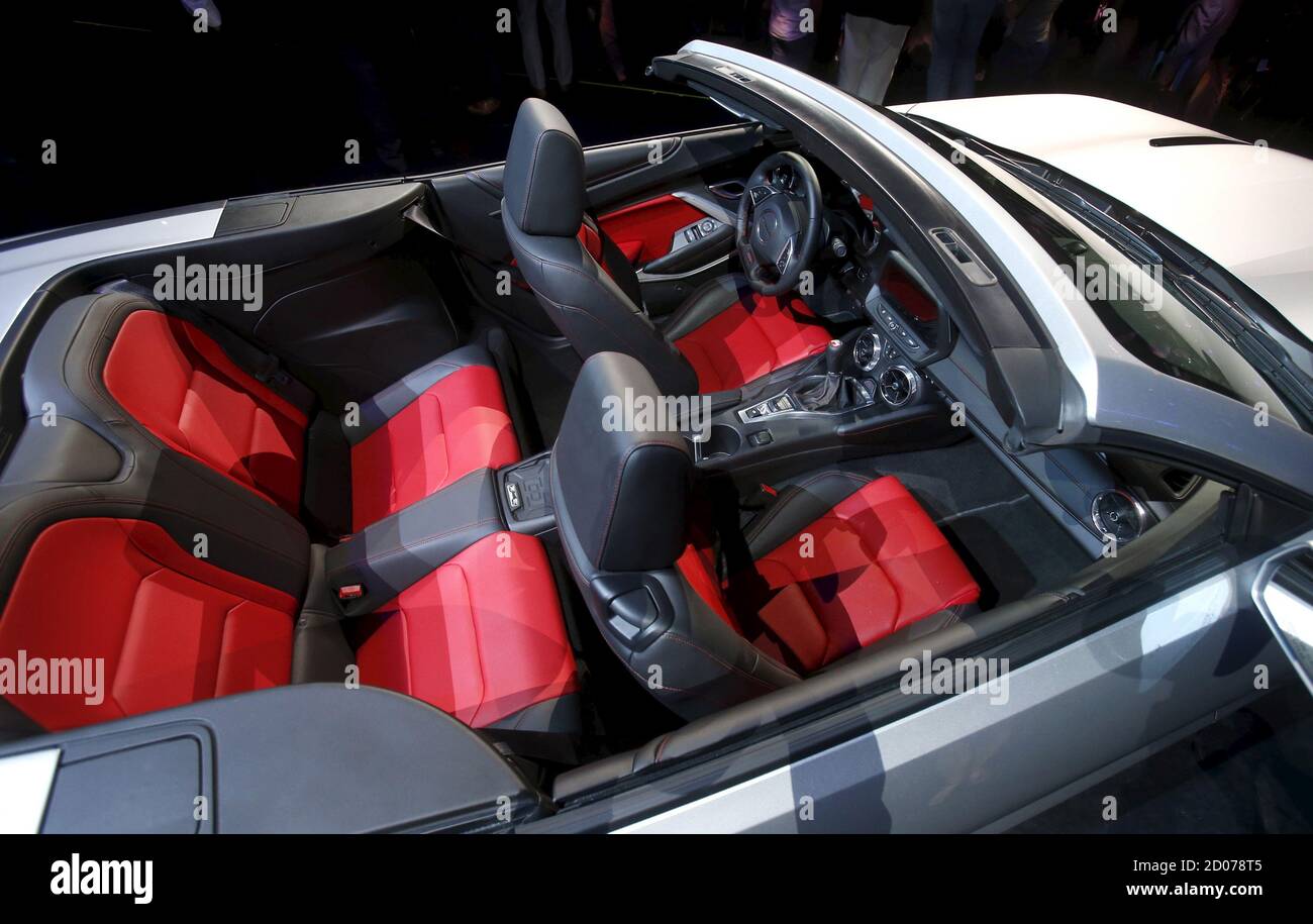Chevrolet camaro interior hi-res stock photography and images - Alamy
