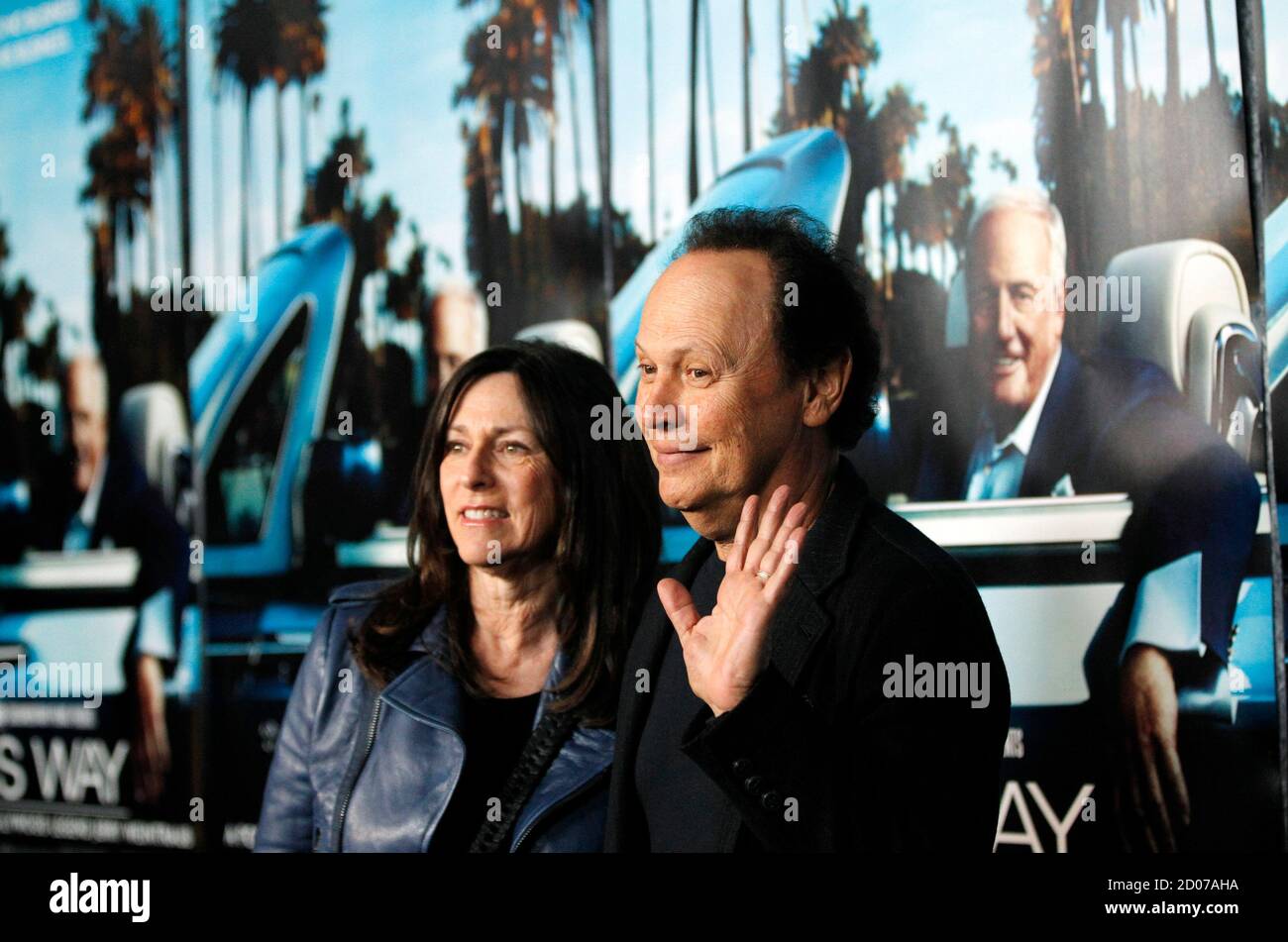 Actor billy crystal wife janice hi-res stock photography and images - Alamy