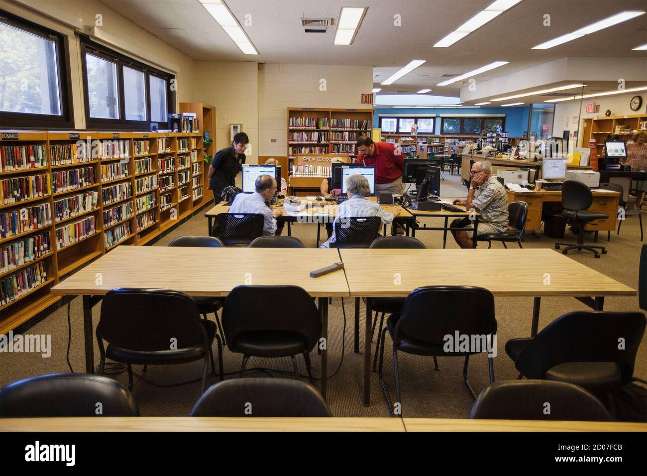 Class 90s hi-res stock photography and images - Alamy