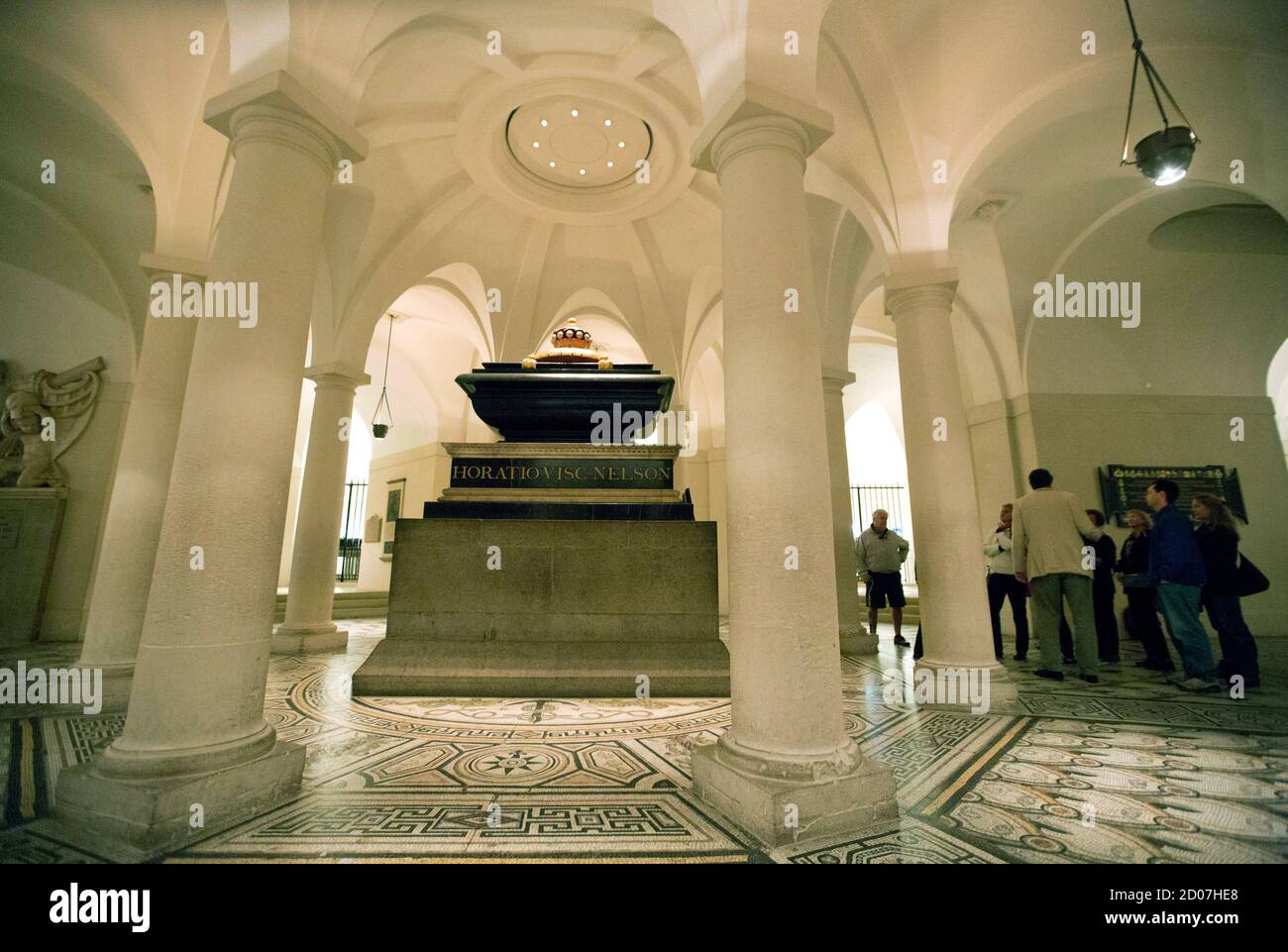 Nelson tomb st pauls cathedral hi-res stock photography and images - Alamy