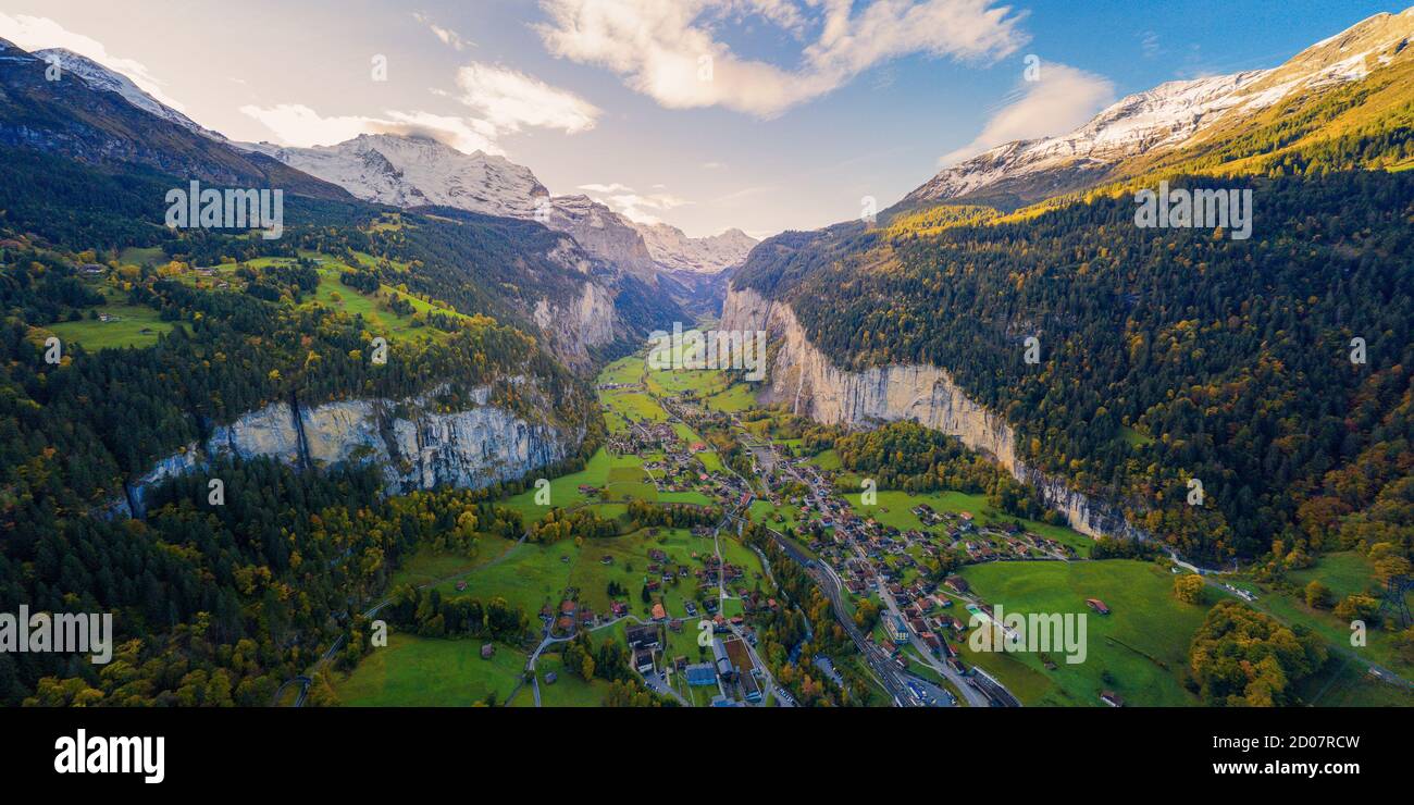 Autumn trees in swiss alps hi-res stock photography and images - Alamy