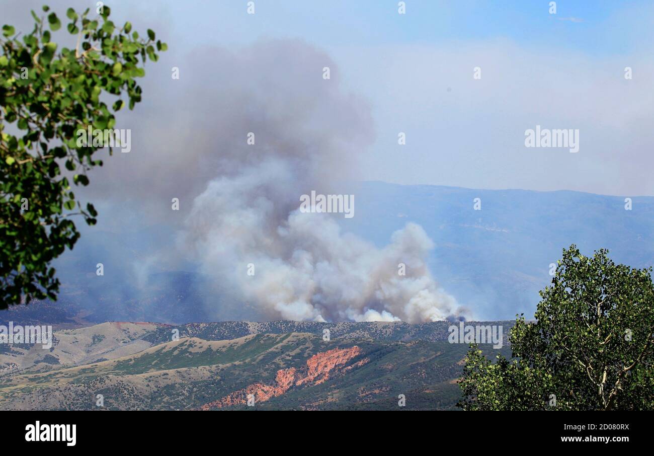 Cheatgrass fire hi-res stock photography and images - Alamy