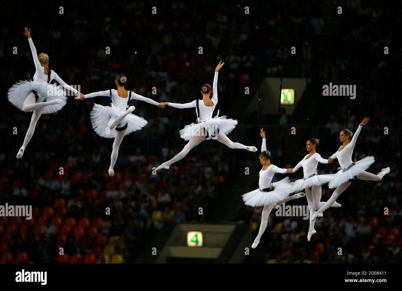Dancers on stadium field hi-res stock photography and images - Alamy