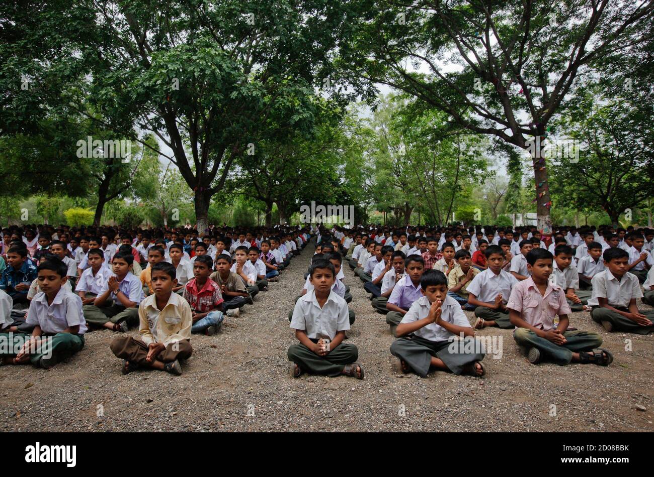 Indian government school assembly hi-res stock photography and images ...