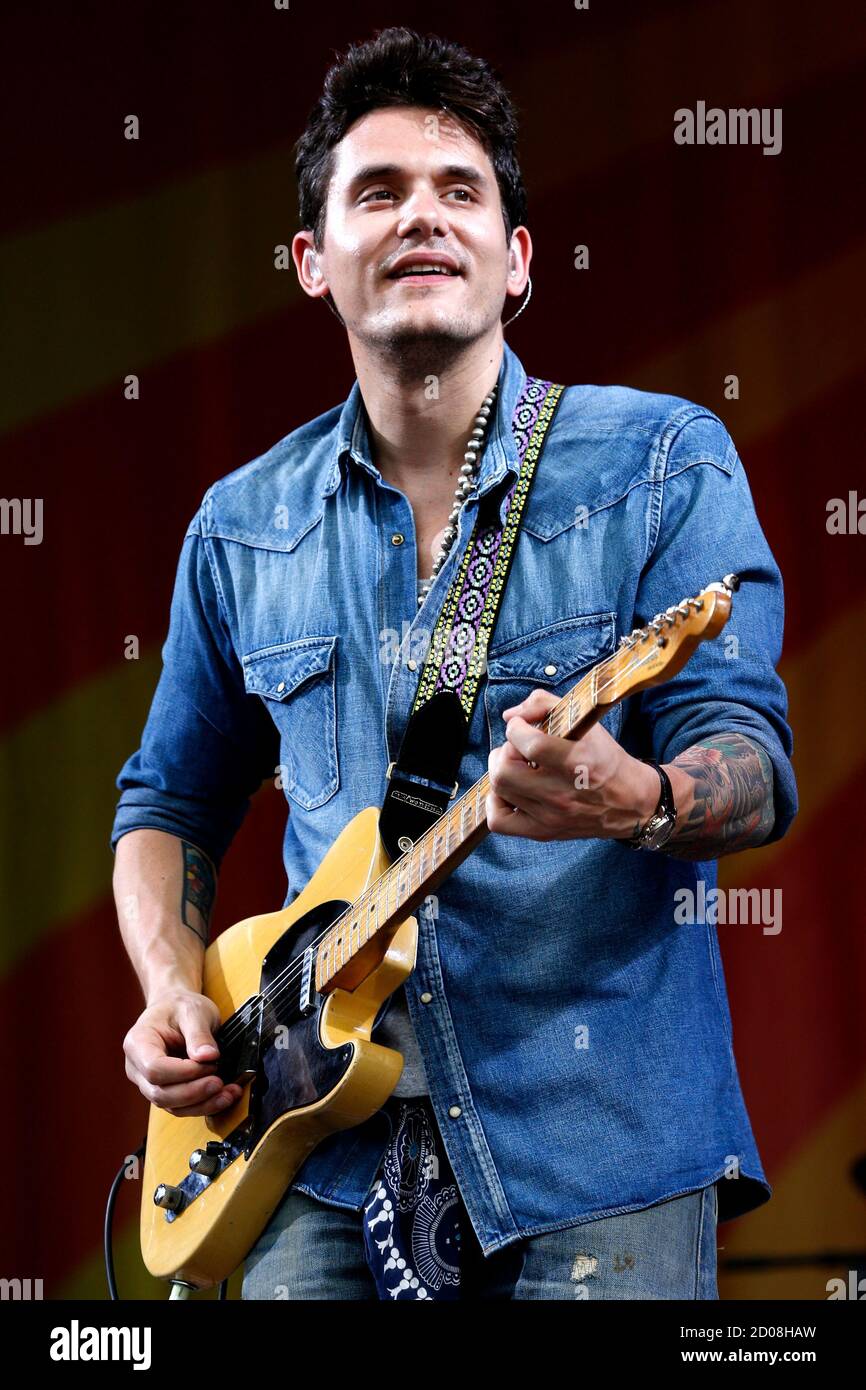 Jonathan mayer hi-res stock photography and images - Alamy