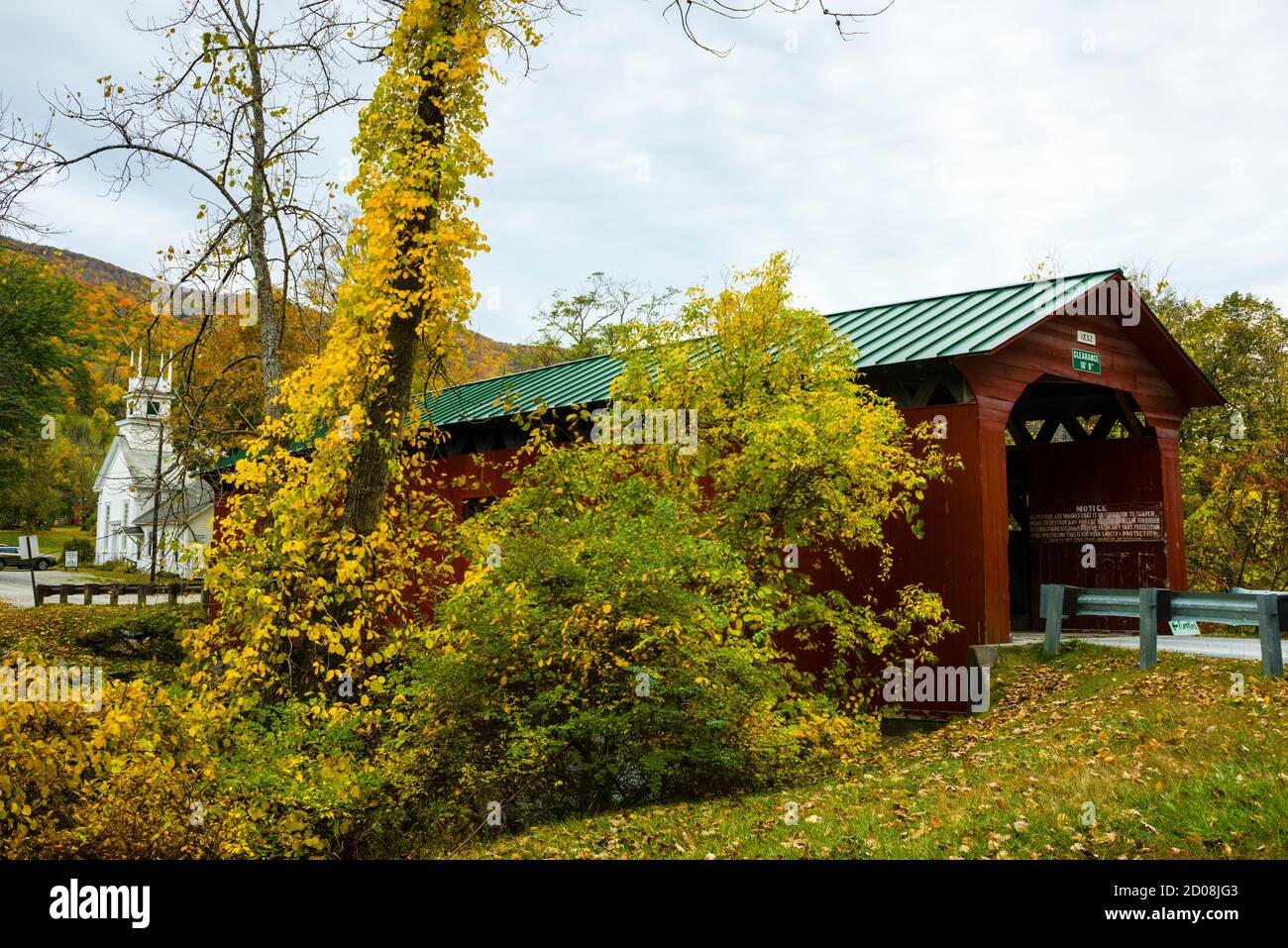 Arlington Green Covered Bridge Arlington, Vermont, USA Stock Photo - Alamy