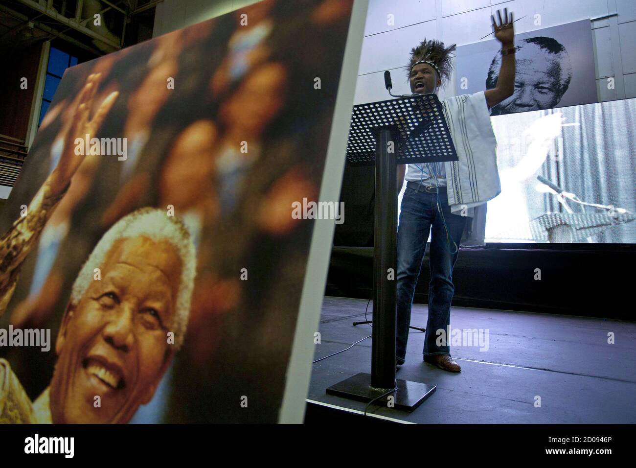 Praise poet south africa hi-res stock photography and images - Alamy