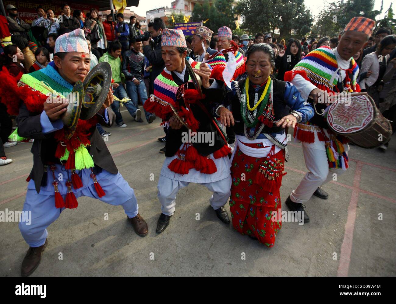Kirat ethnic hi-res stock photography and images - Alamy