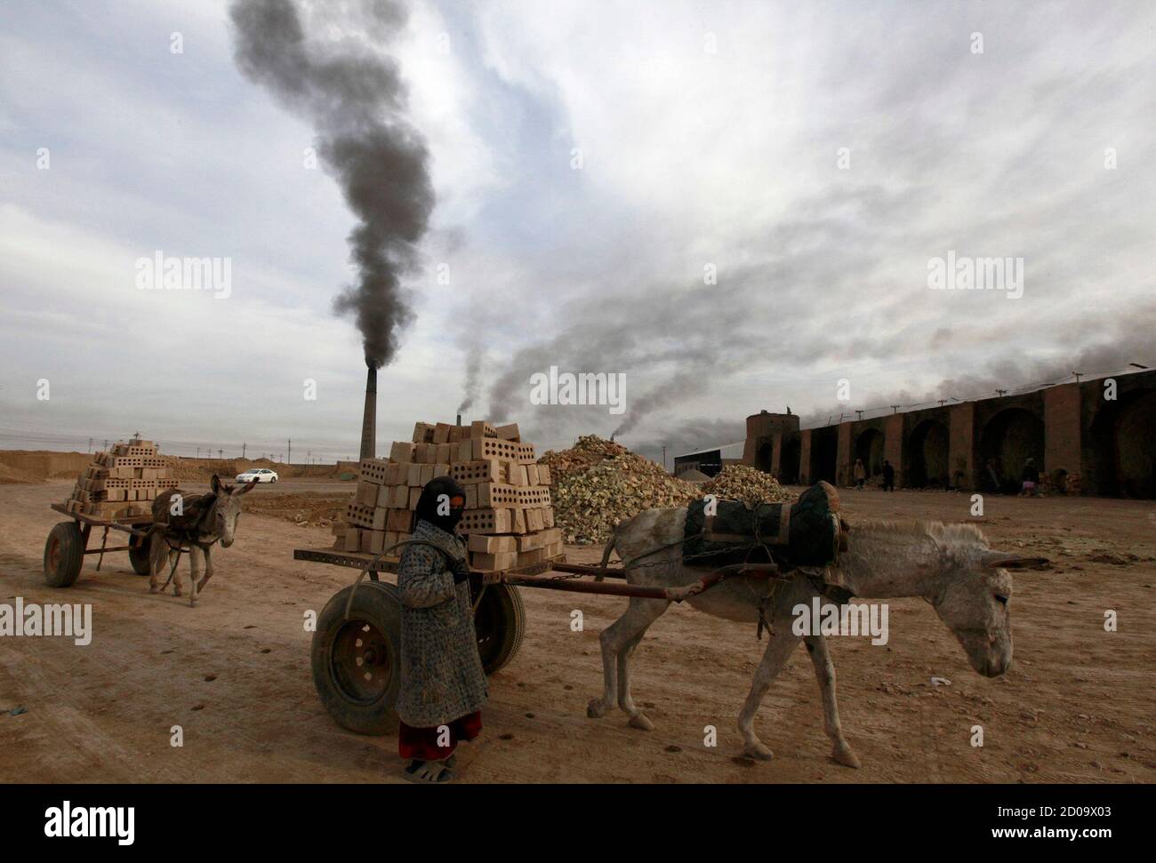 Fire brick works hi-res stock photography and images - Alamy
