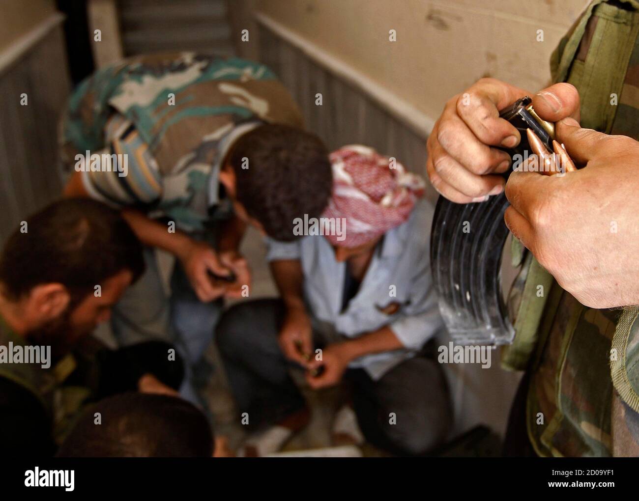 Rifle magazines hi-res stock photography and images - Alamy