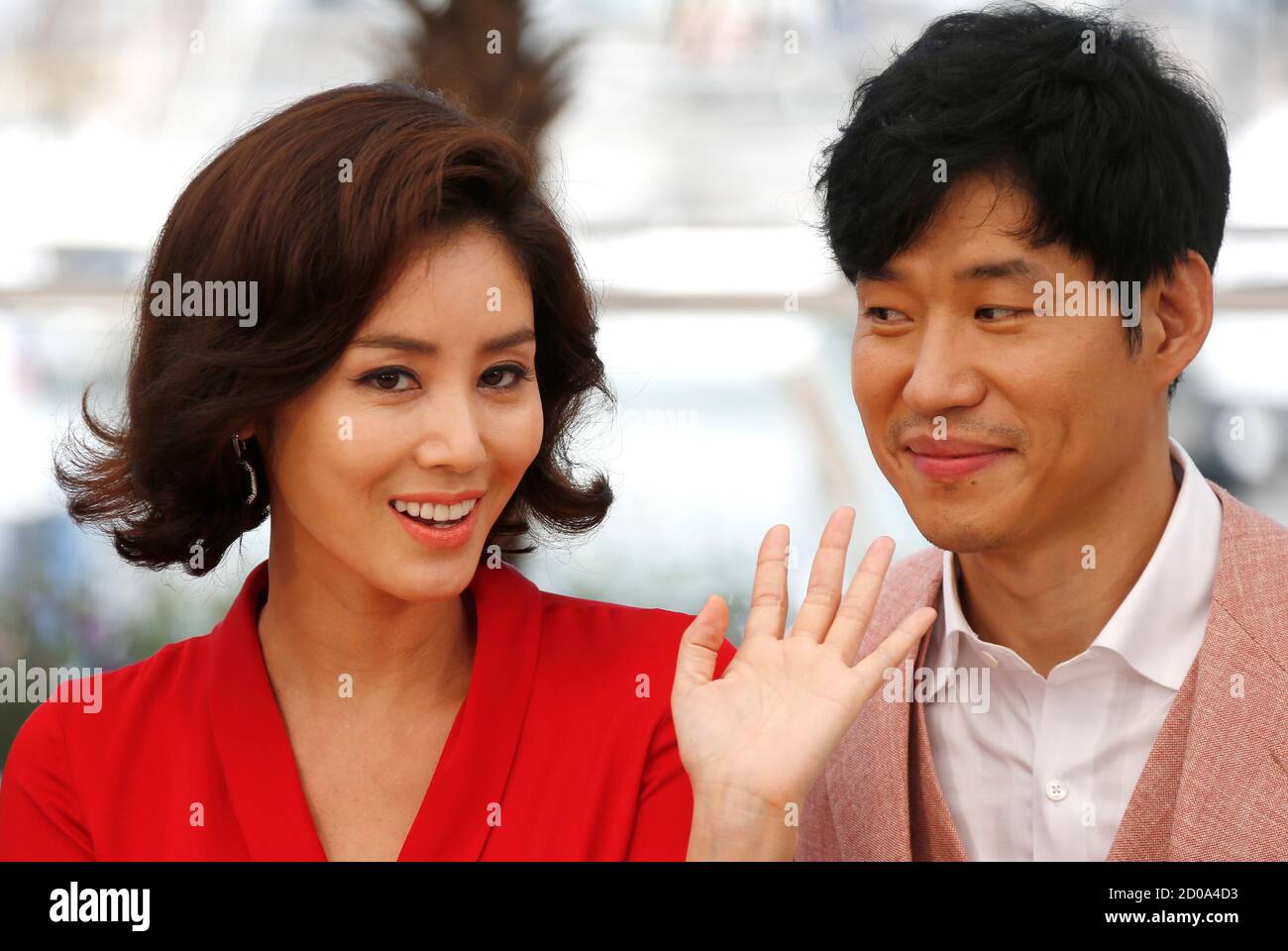 Kim sung ryung hi-res stock photography and images - Alamy