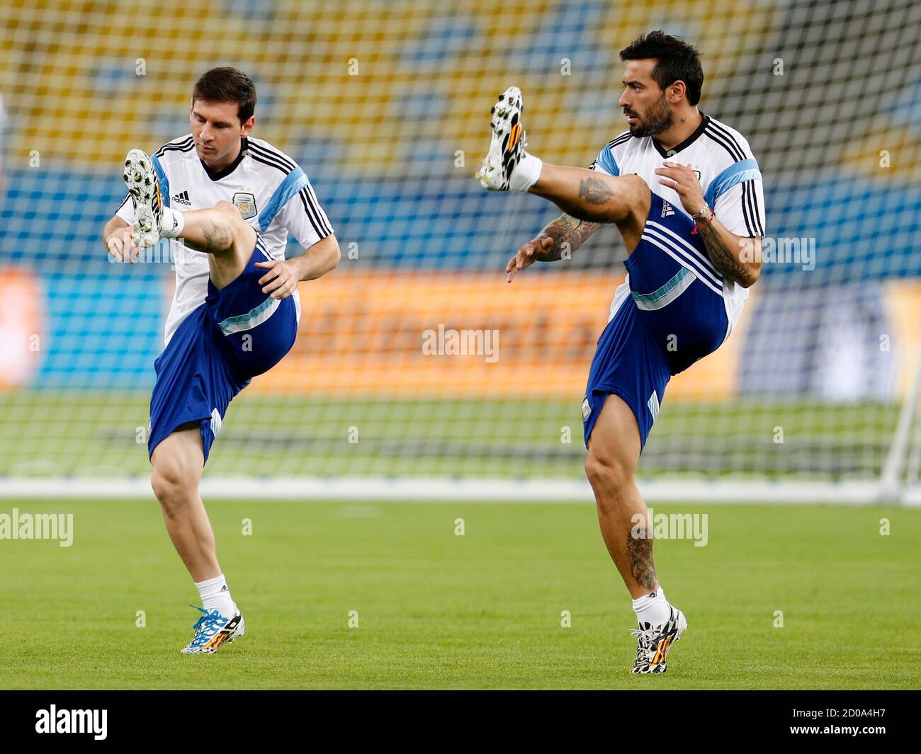 Lionel messi argentine national team hi-res stock photography and ...