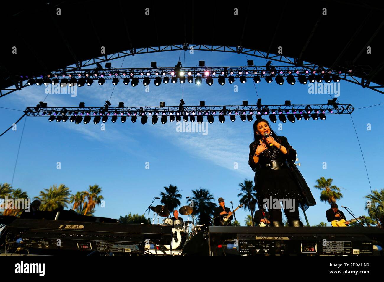 Gayle singer hi-res stock photography and images - Alamy