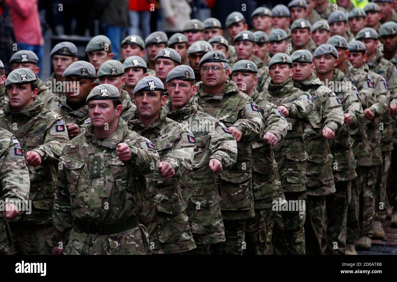 Royal regiment of scotland parade hi-res stock photography and images ...