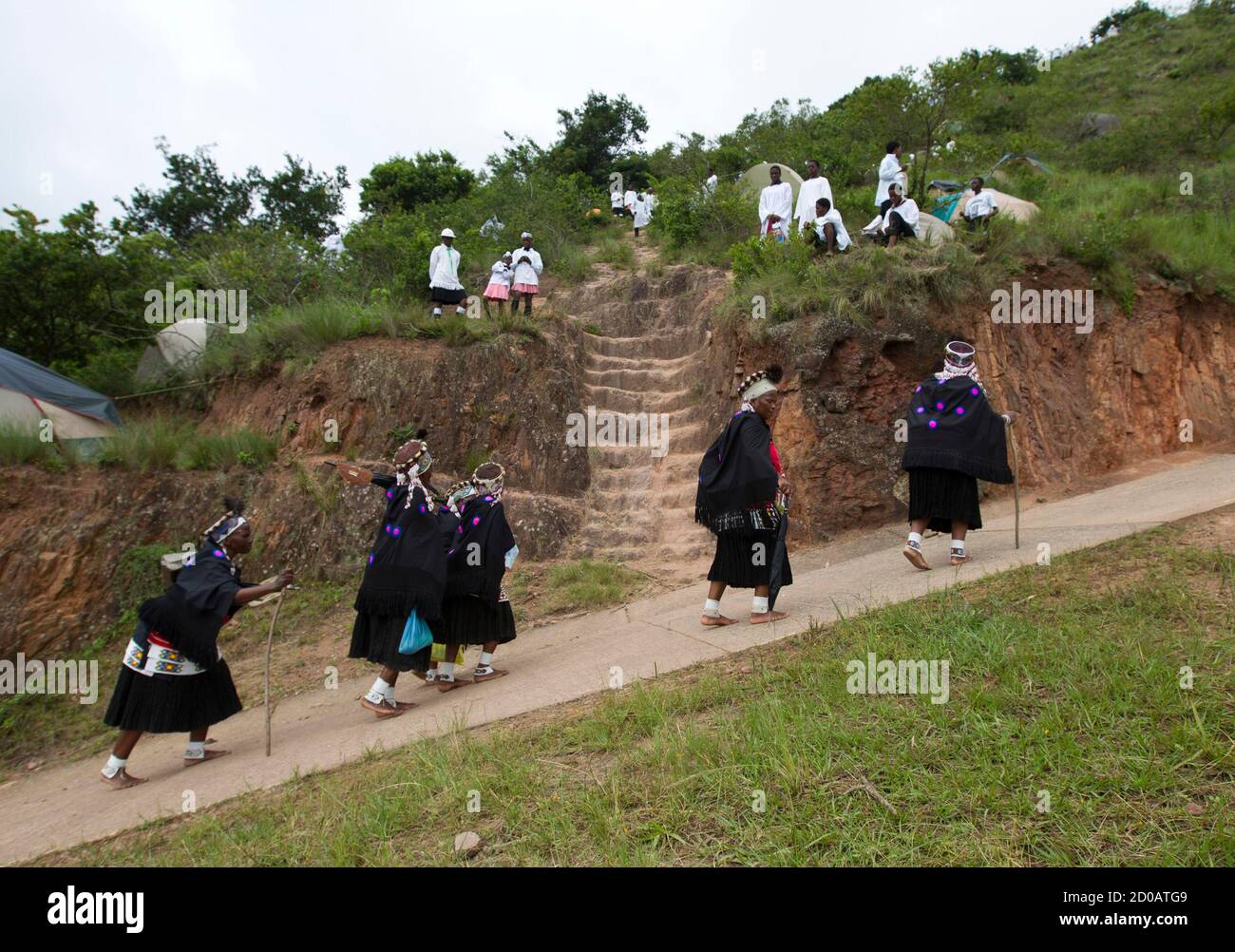 Shembe pilgrimage hi-res stock photography and images - Alamy