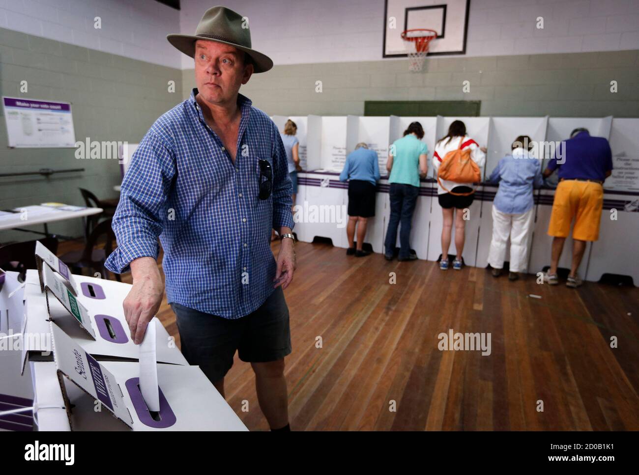 Voting australia booth hi-res stock photography and images - Alamy