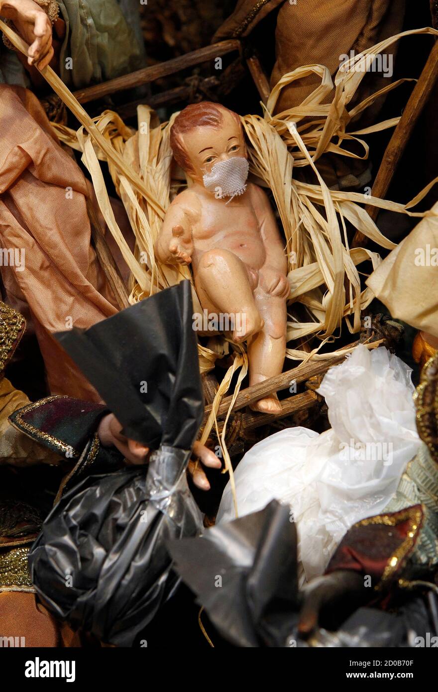 Baby jesus with mask hi-res stock photography and images - Alamy