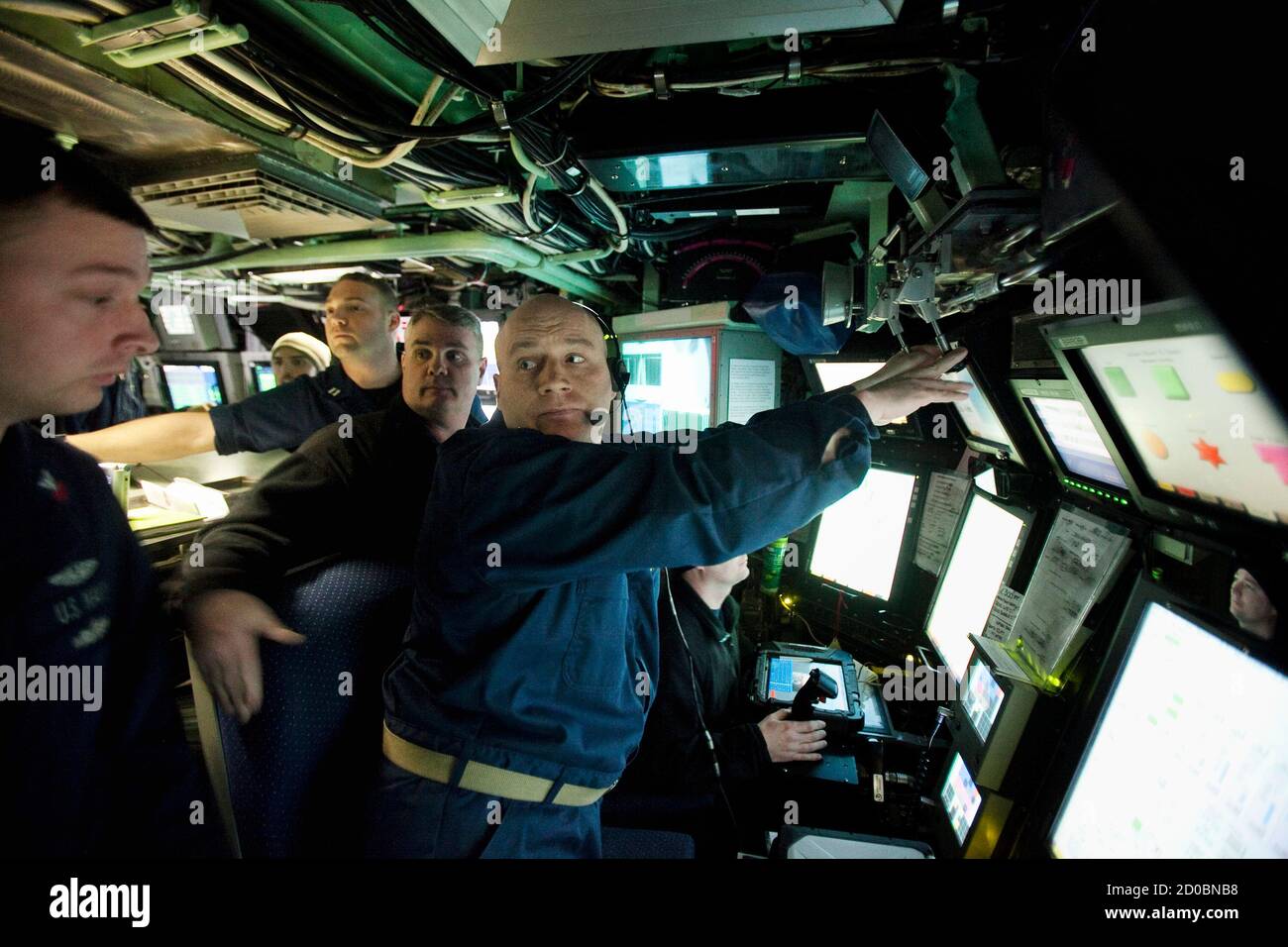 Submarine surfaces ice arctic hi-res stock photography and images - Alamy