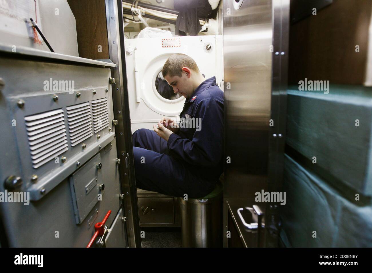 Virginia class submarine uss hi-res stock photography and images - Alamy