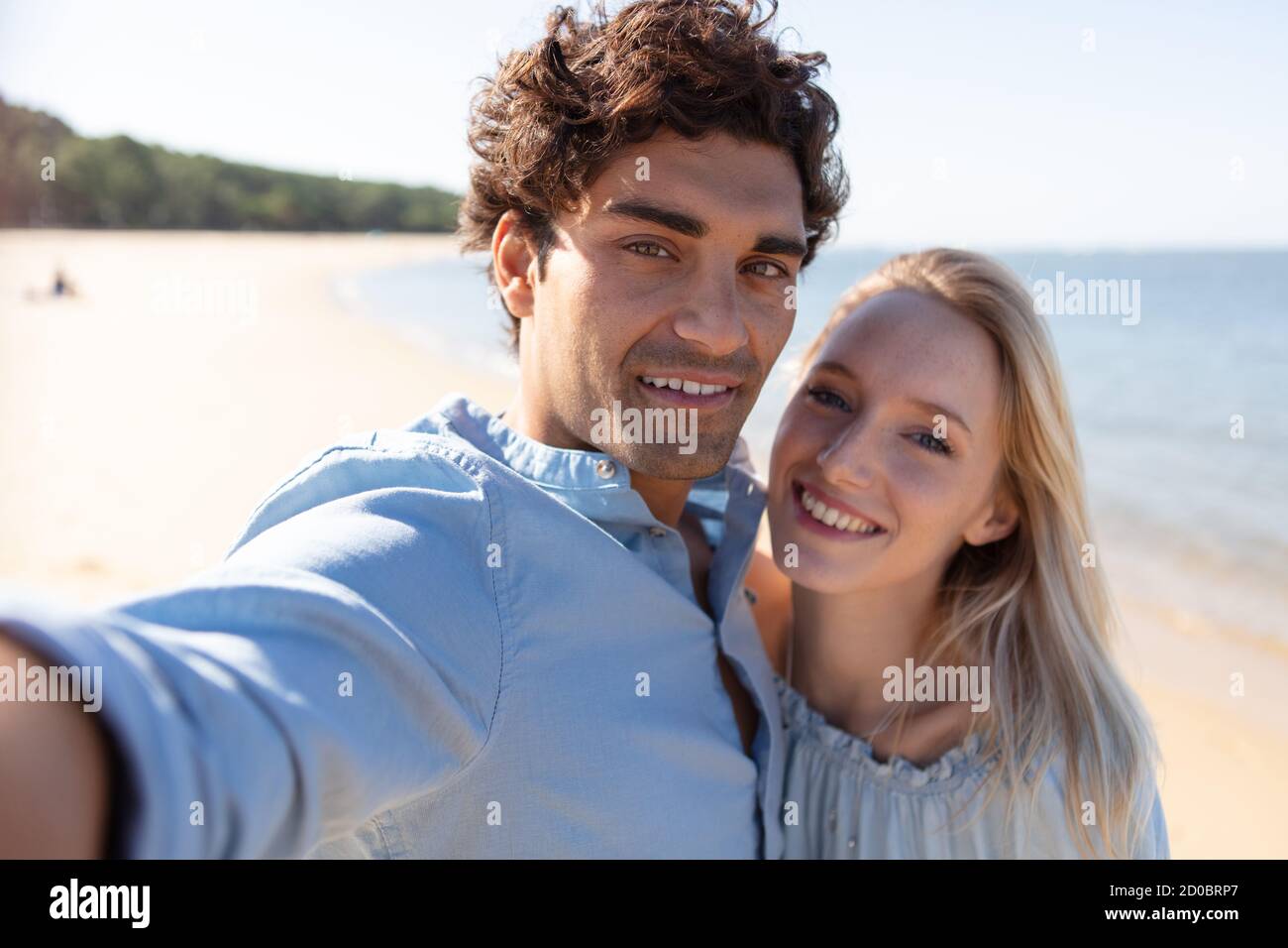 Funny selfie happy young couple beach hi-res stock photography and ...