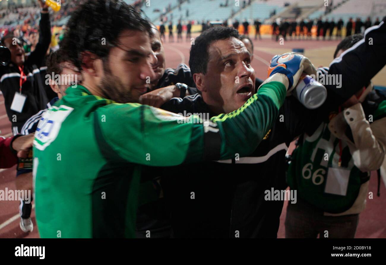 Coach al ahli team hi-res stock photography and images - Alamy