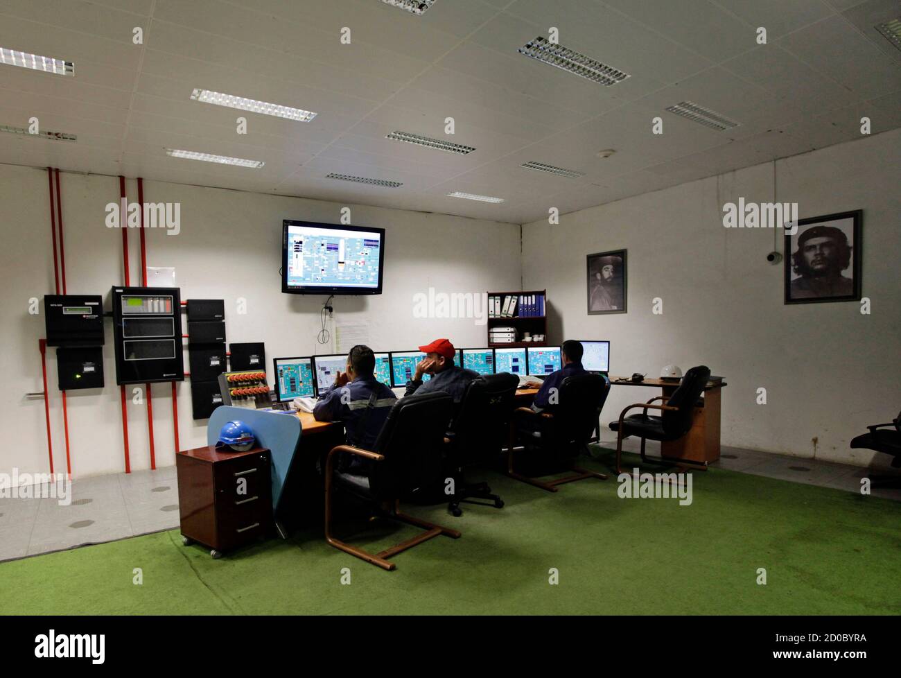 Oil Refinery Control Room High Resolution Stock Photography and Images ...