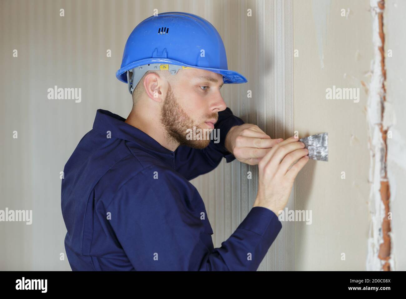 Bearded plasterer hi-res stock photography and images - Alamy
