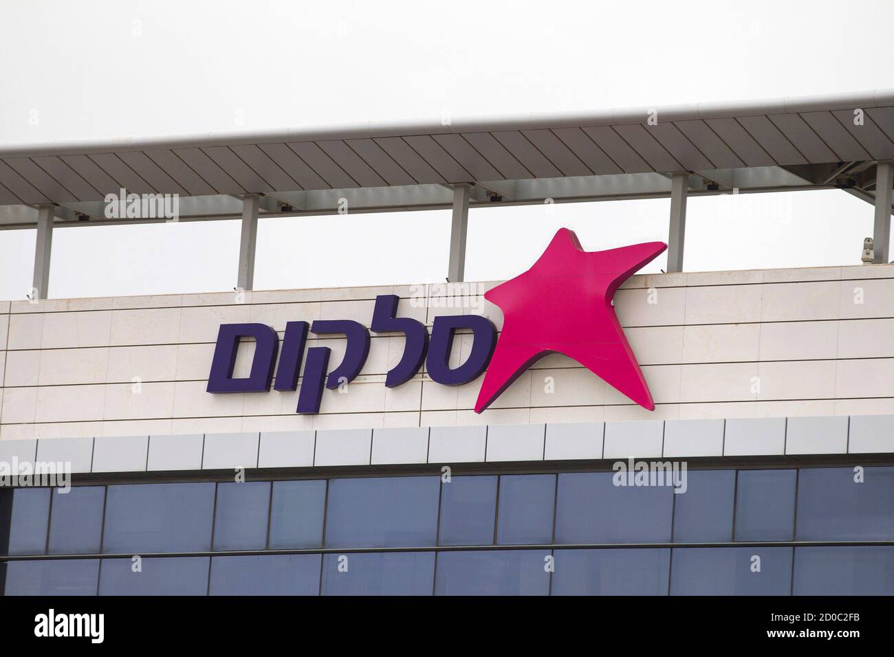 Logo mobile banking hi-res stock photography and images - Alamy