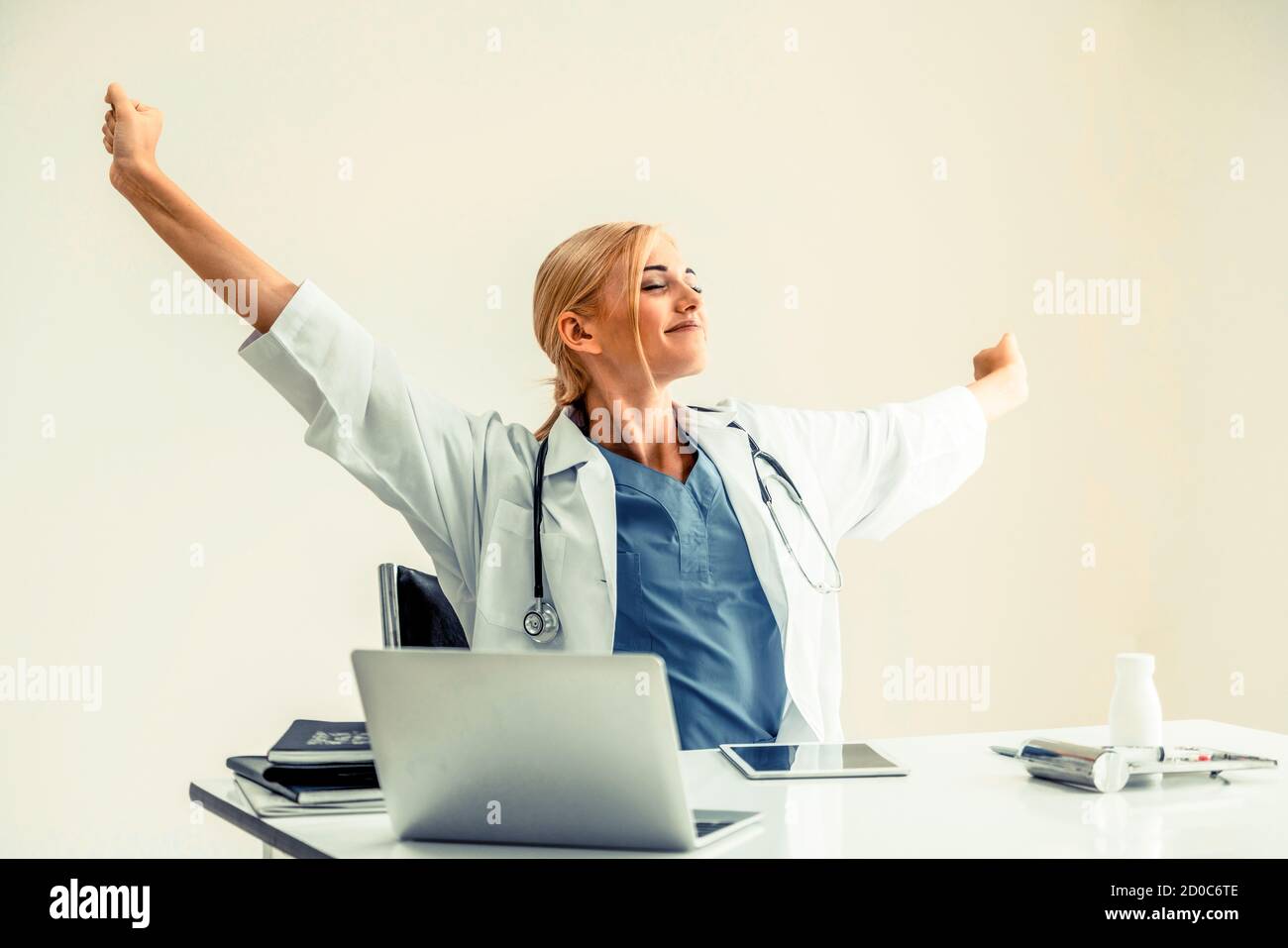 Deep breath desk hi-res stock photography and images - Alamy