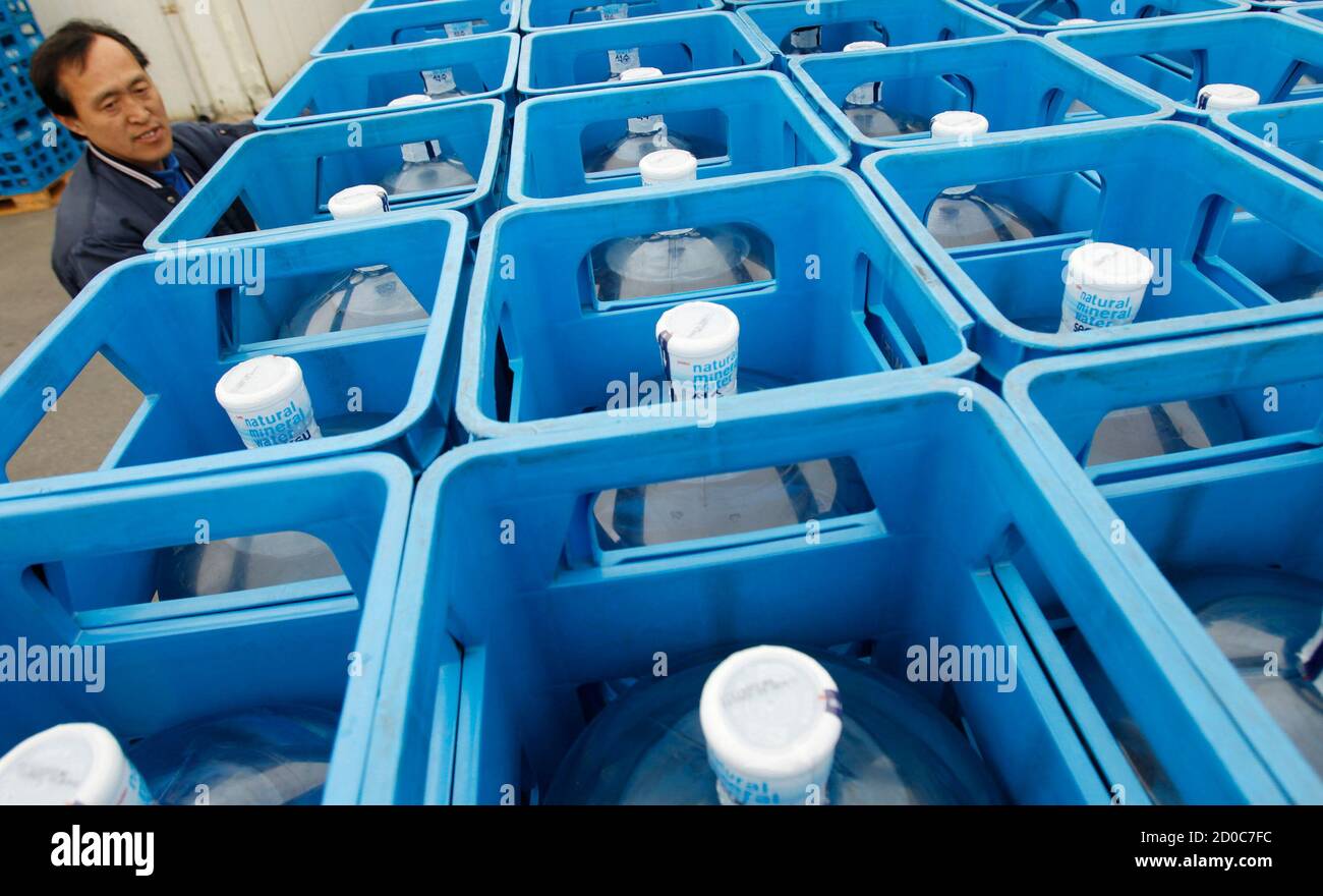 Unsafe Loads High Resolution Stock Photography and Images - Alamy