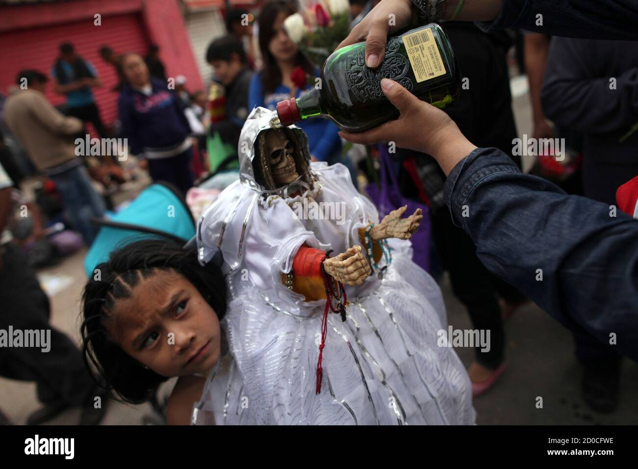An alcoholic skeleton hi-res stock photography and images - Alamy