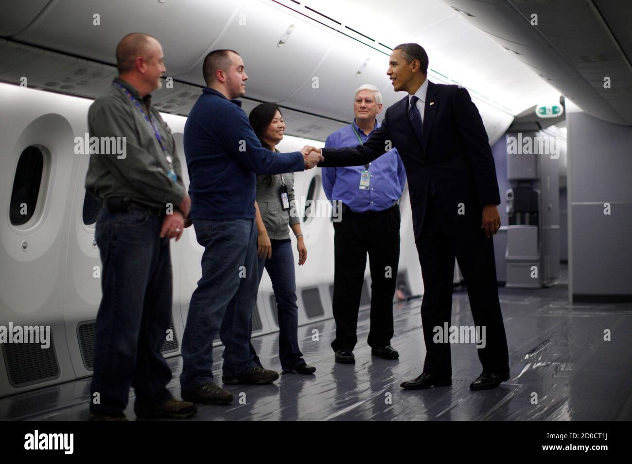 Boeing 787 construction hi-res stock photography and images - Alamy