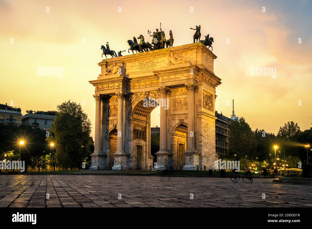 Italy porta sempione or arco della pace at sunrise hi-res stock ...