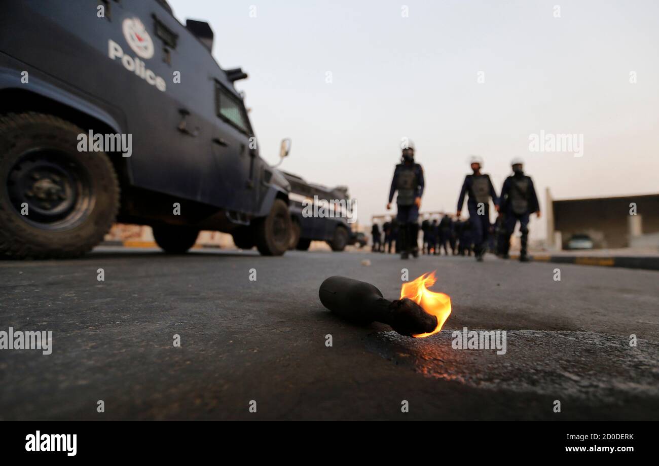 Bahrain police car hi-res stock photography and images - Alamy