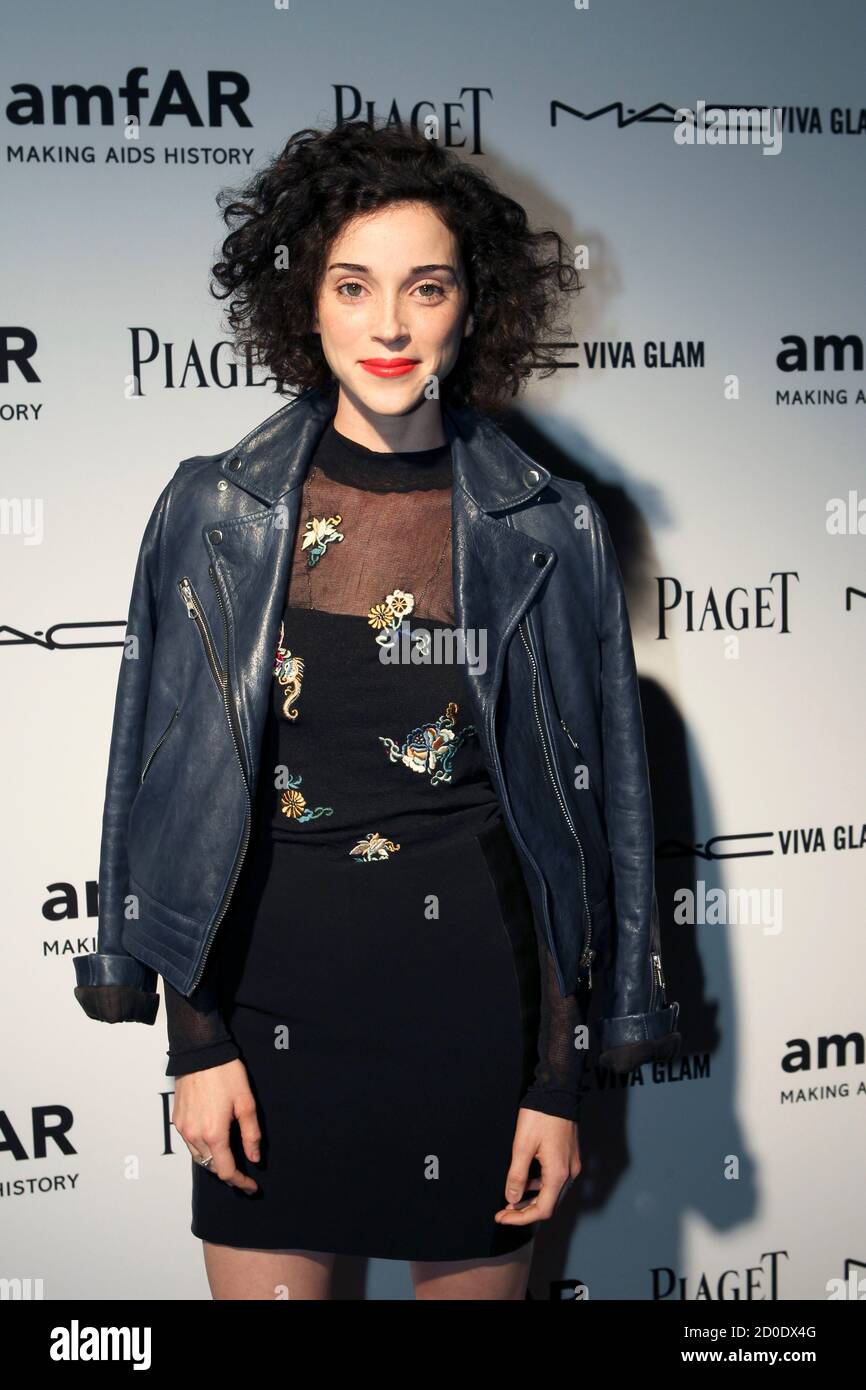 Annie St Vincent High Resolution Stock Photography and Images - Alamy