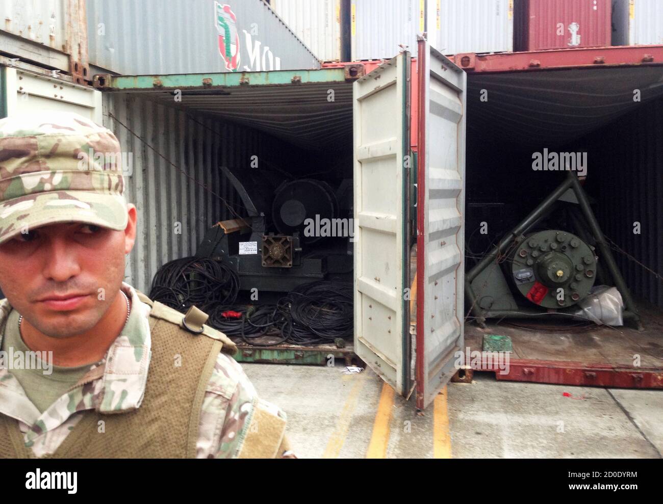 Military shipping container hi-res stock photography and images - Alamy