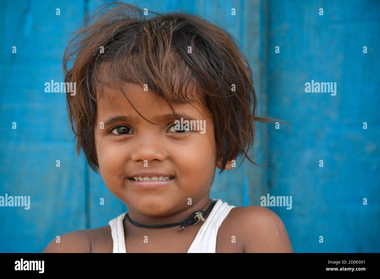 Happy poor child hi-res stock photography and images - Alamy