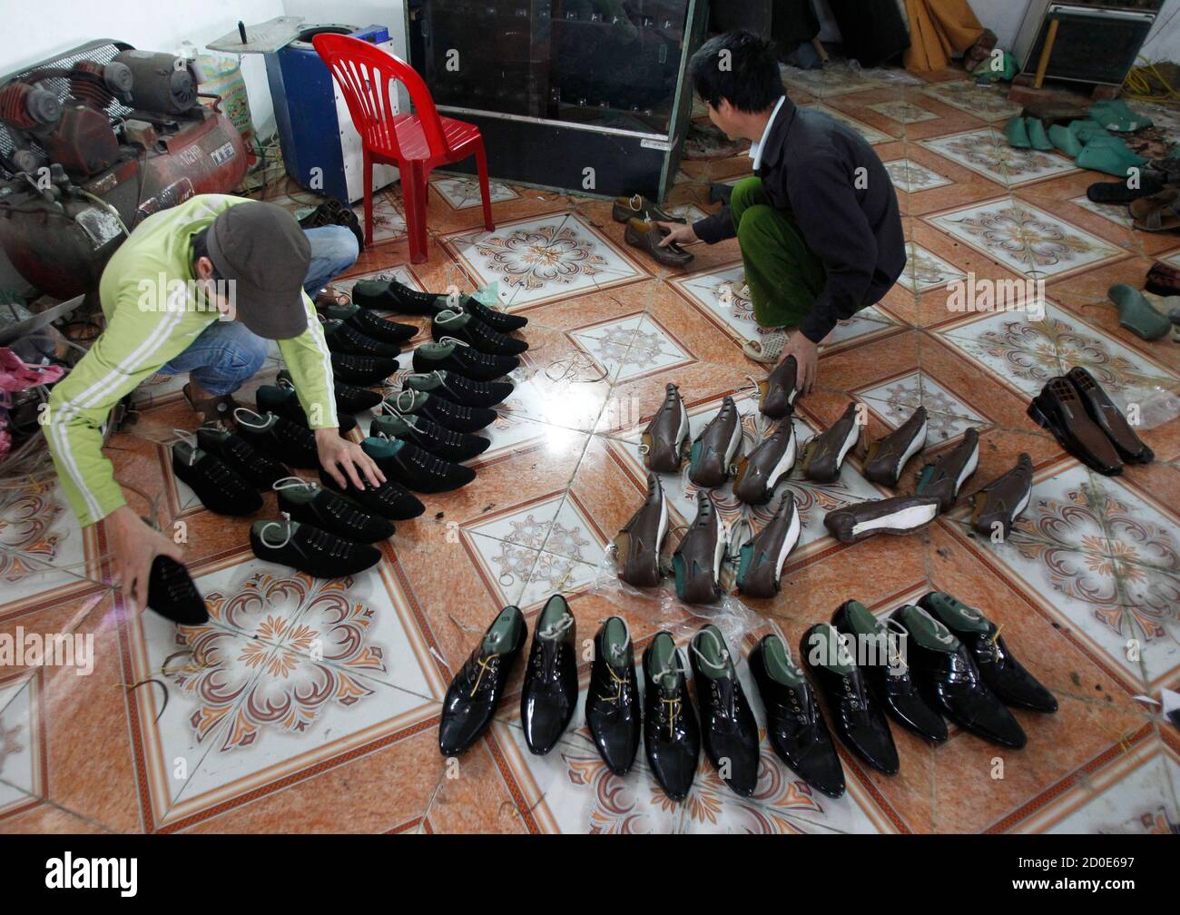 Nearly new shoes hi-res stock photography and images - Alamy