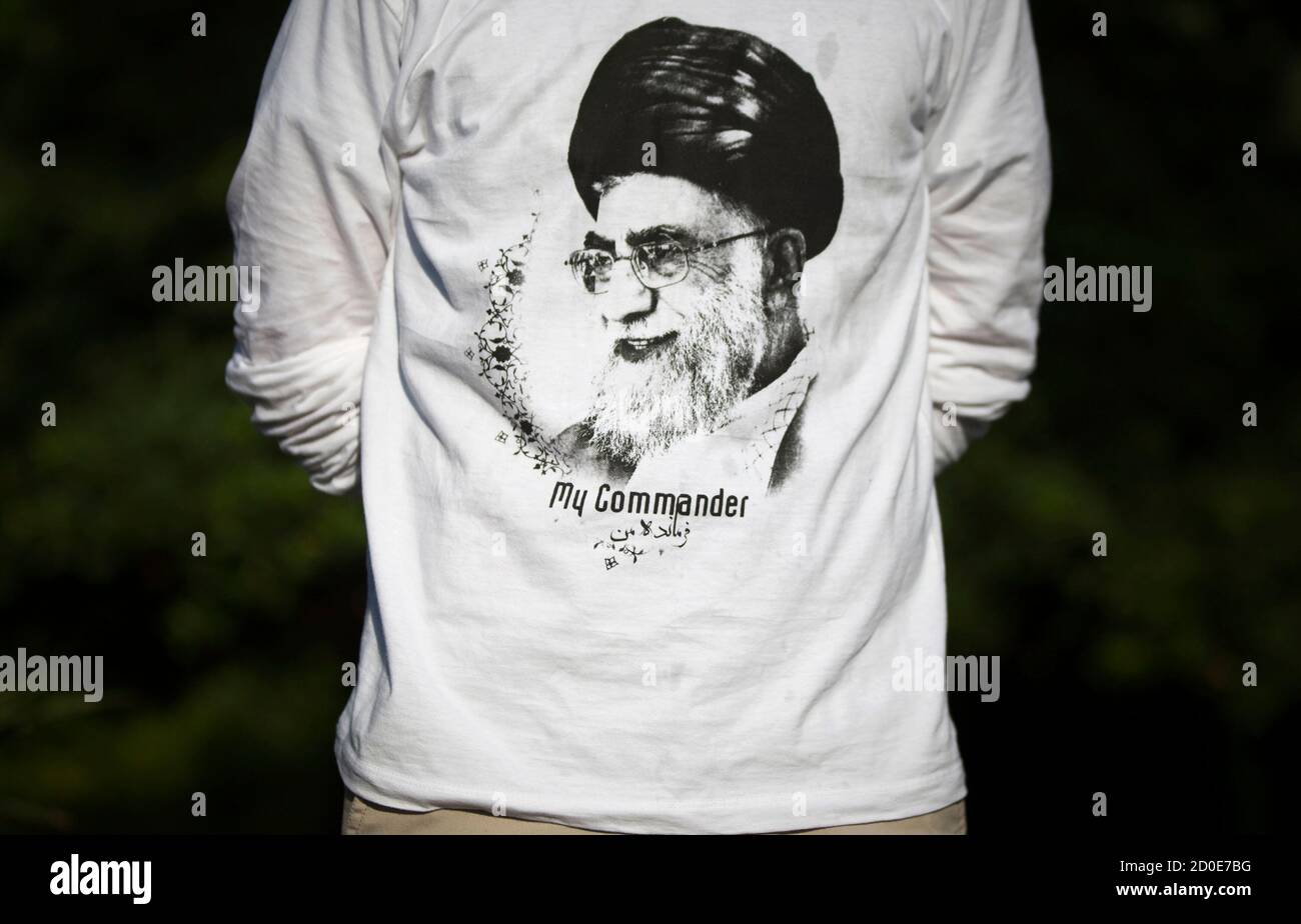 Ayatollah Ali Khamenei Portrait High Resolution Stock Photography and ...