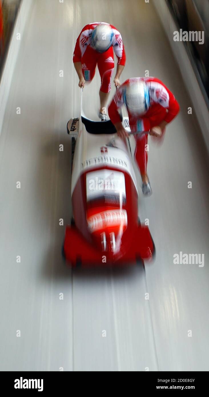 Bobsleigh switzerland i hi-res stock photography and images - Alamy