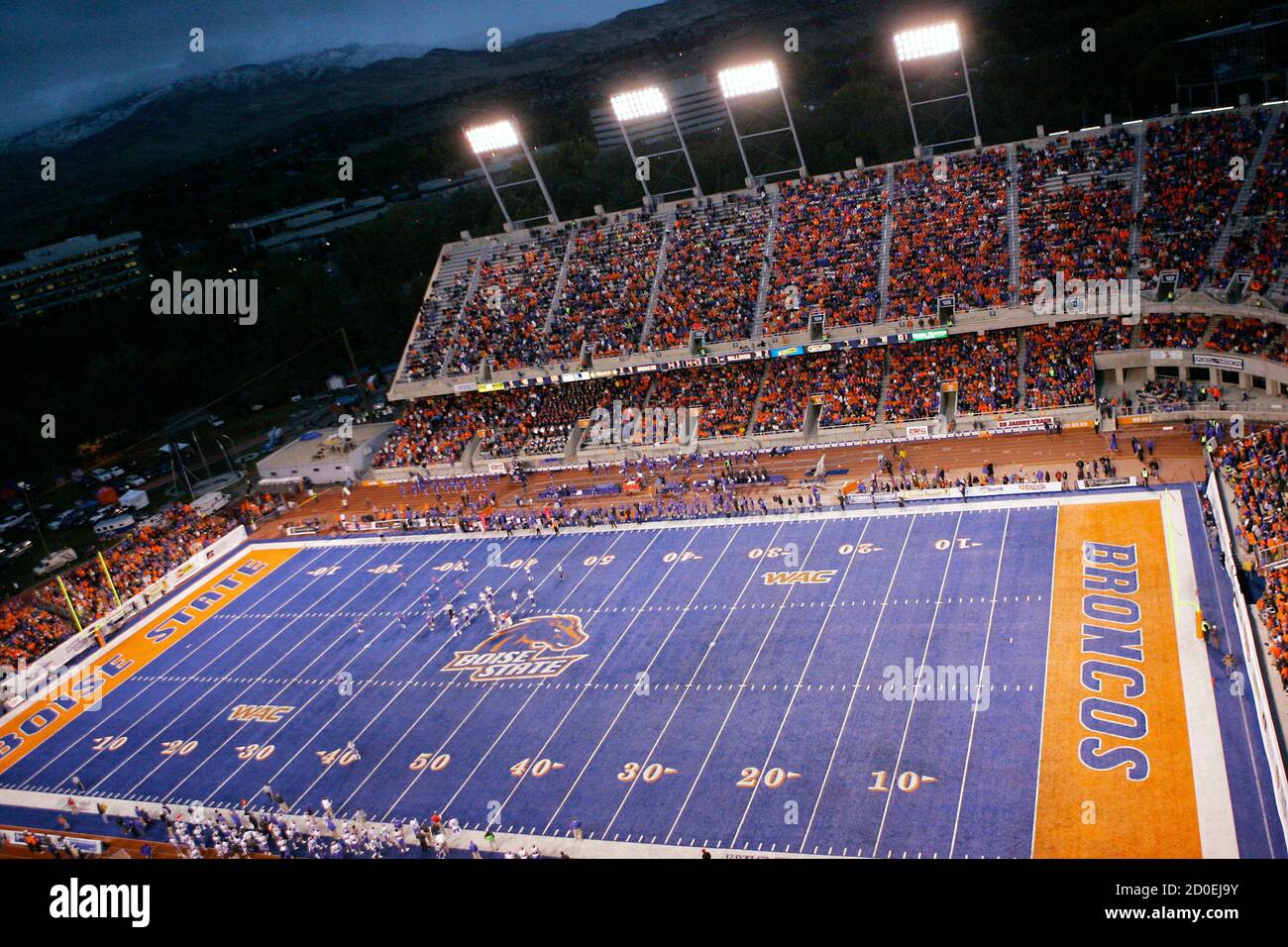 Bronco stadium hi-res stock photography and images - Alamy