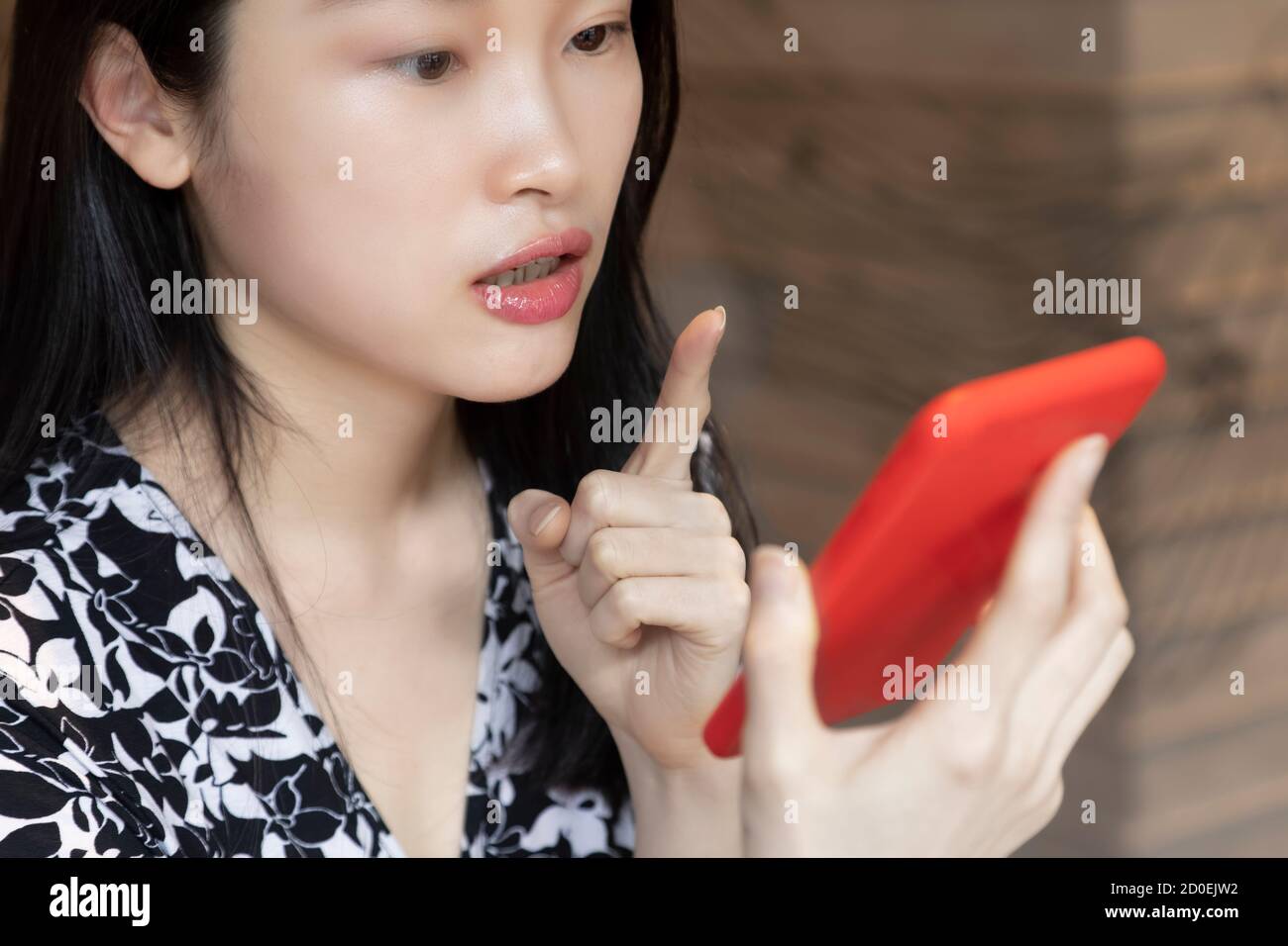 Smart chinese women hi-res stock photography and images - Alamy