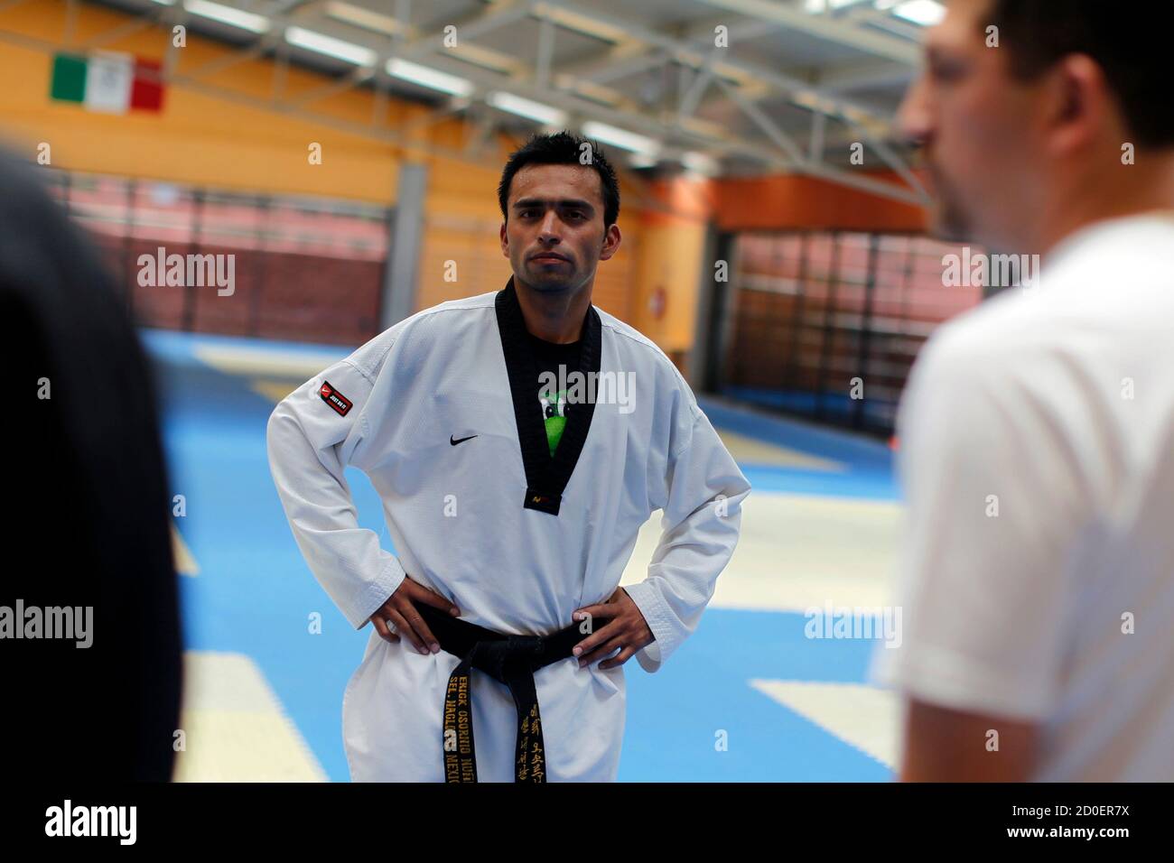 Sydney 2000 olympic games taekwondo hi-res stock photography and images ...