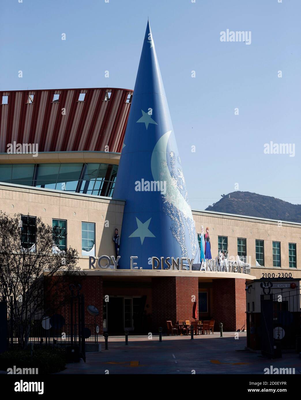 Disney animation building hi-res stock photography and images - Alamy