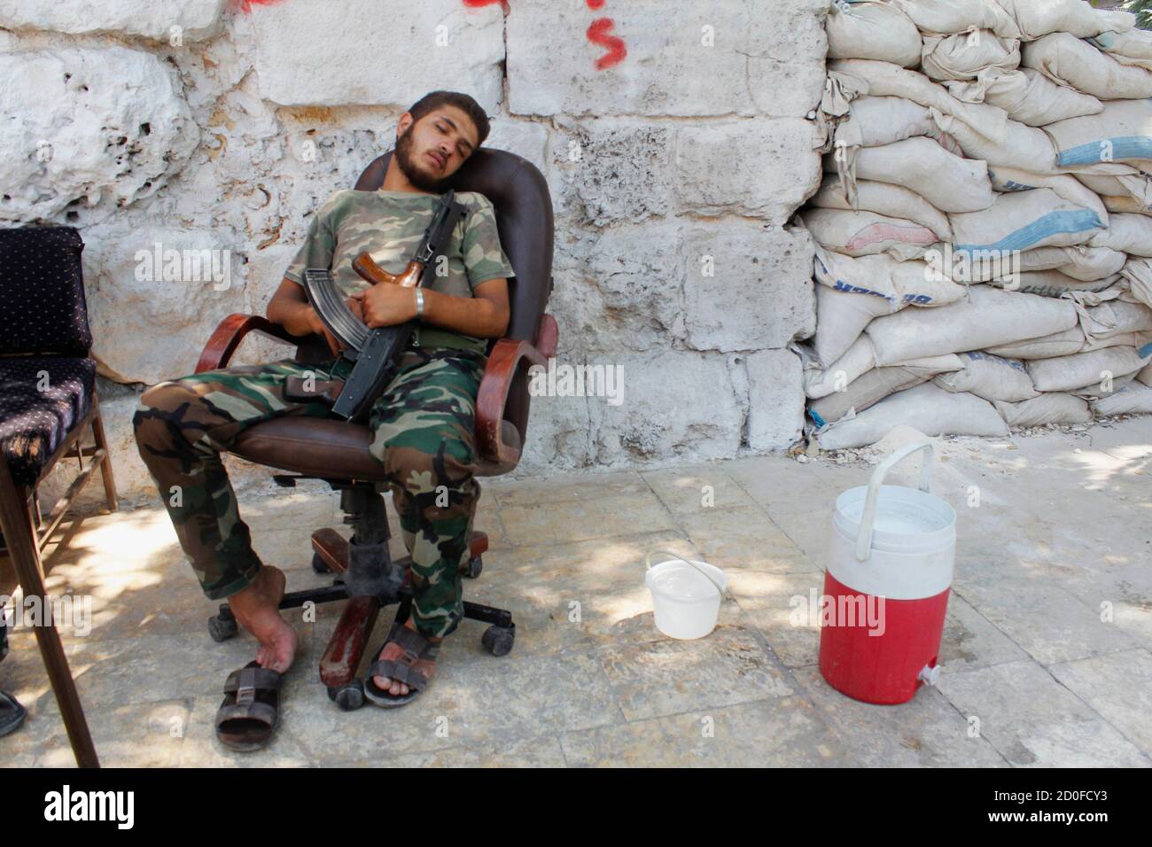 Syria syrian uniform High Resolution Stock Photography and Images - Alamy