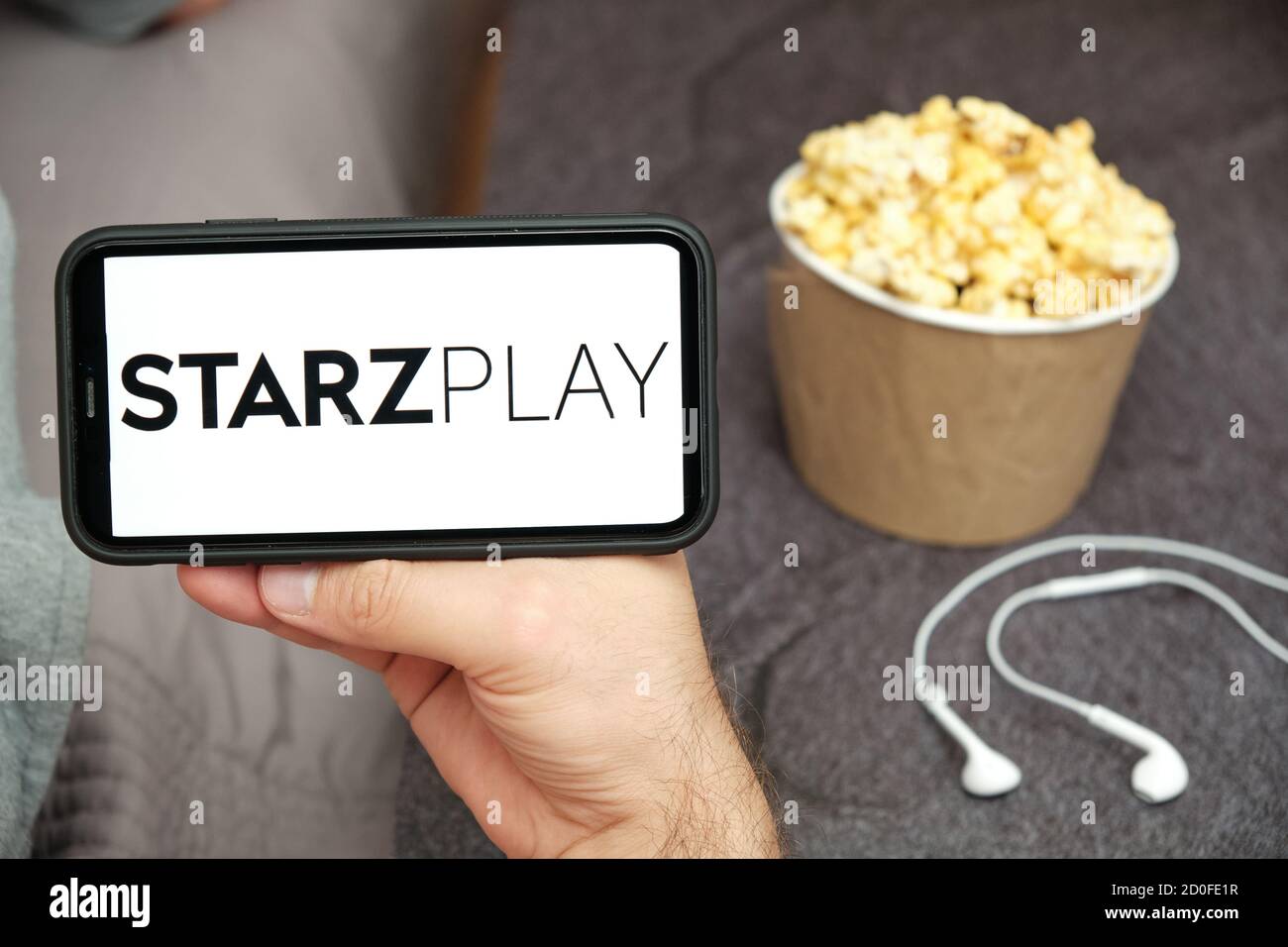 Starzplay mobile hi-res stock photography and images - Alamy