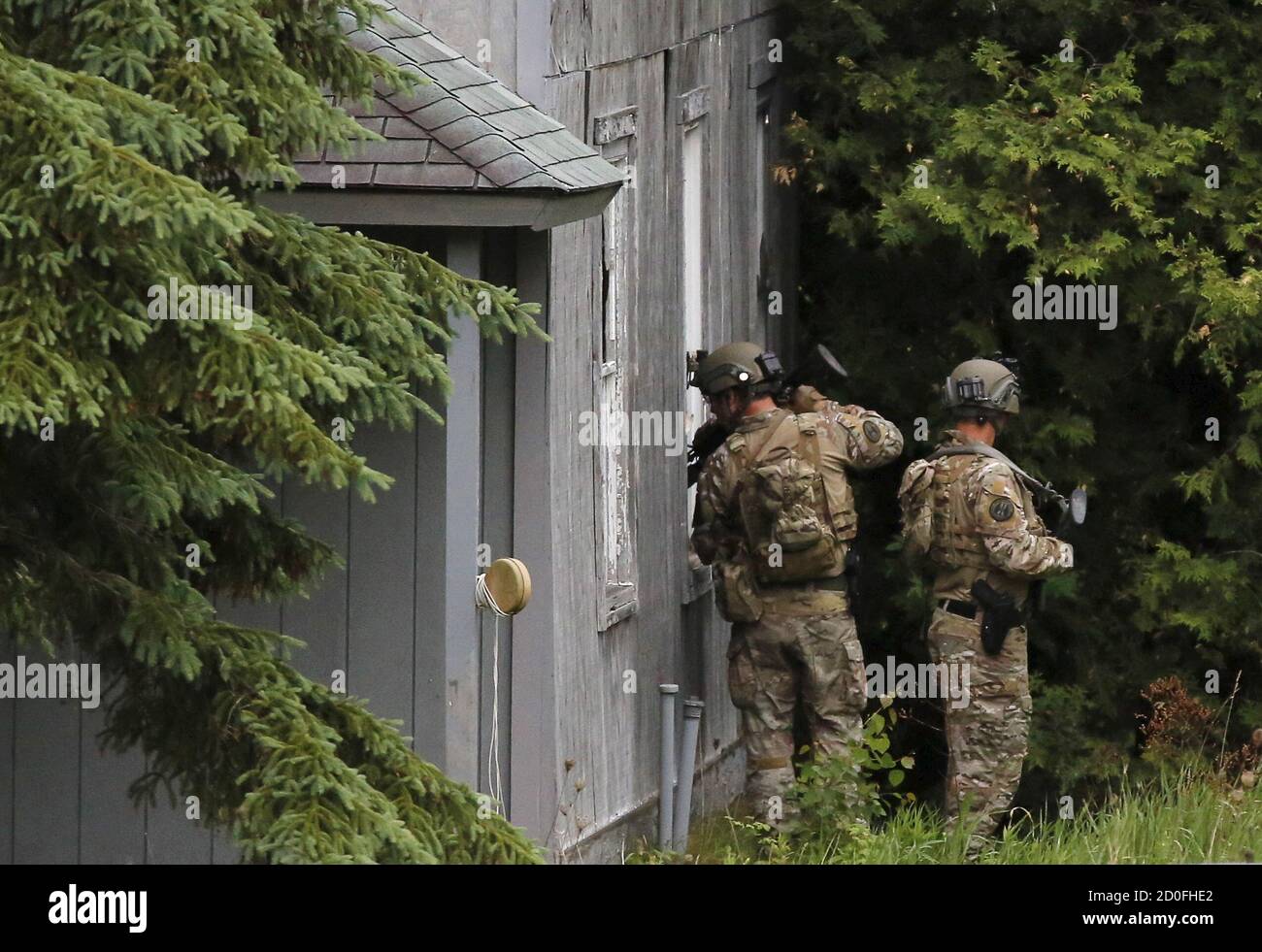 Prison police hi-res stock photography and images - Alamy