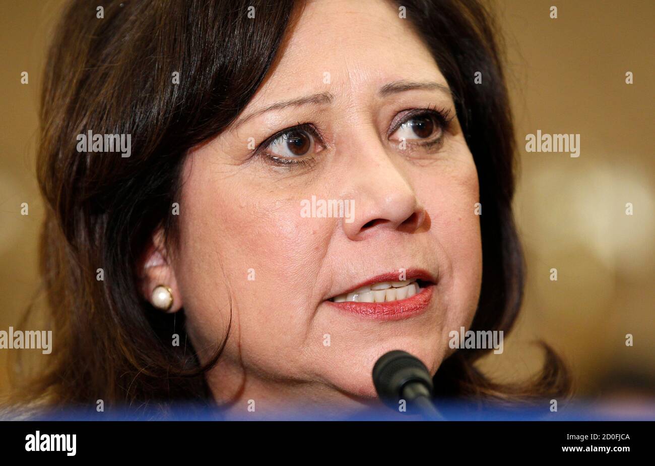 Labor secretary hilda solis hi-res stock photography and images - Alamy